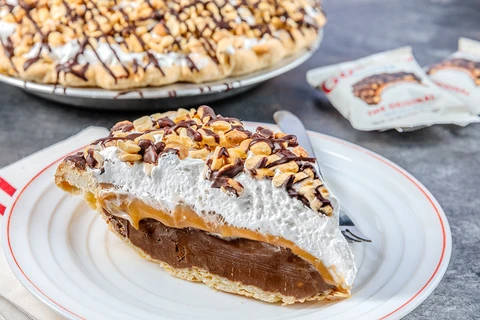 Lulu Loves Goo Goo Pie - Goo Goo Cluster